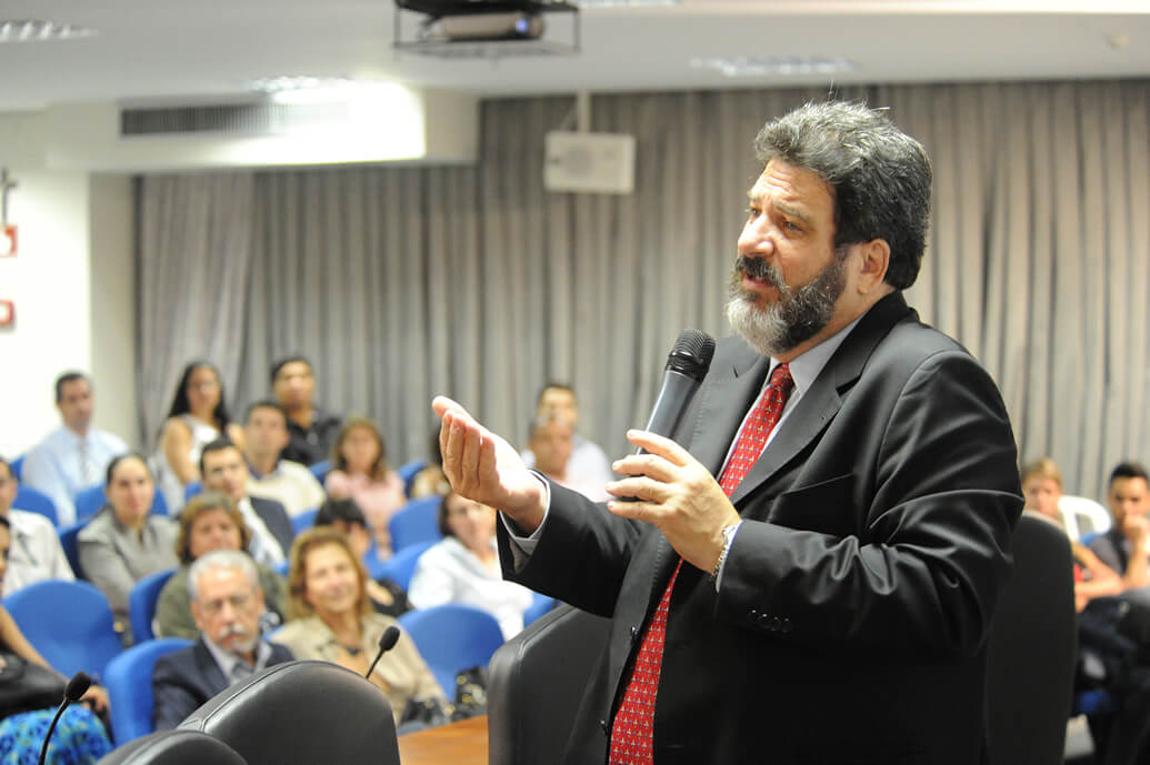 Quem é Sérgio Cortella? Biografia, Frases, Vídeos e Ideias.